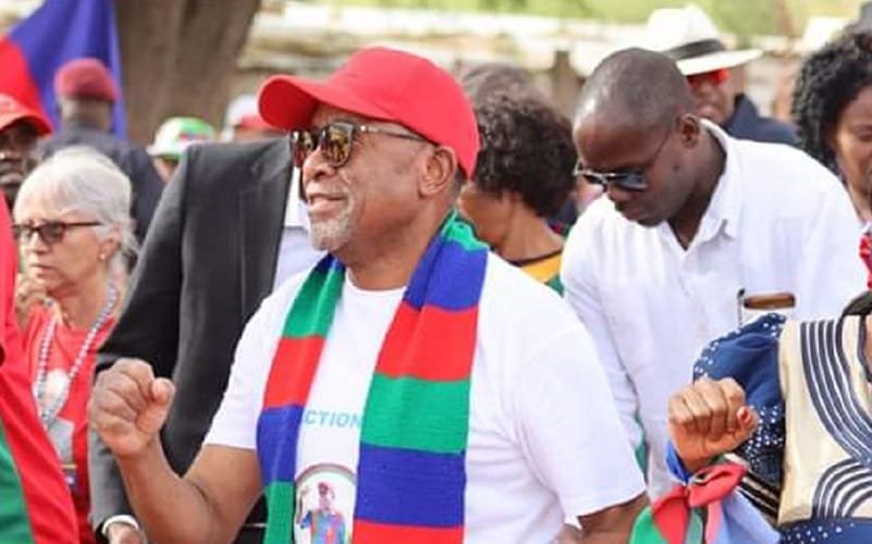 Nangolo Mbumba é o novo presidente da Namíbia - Misto Brasil